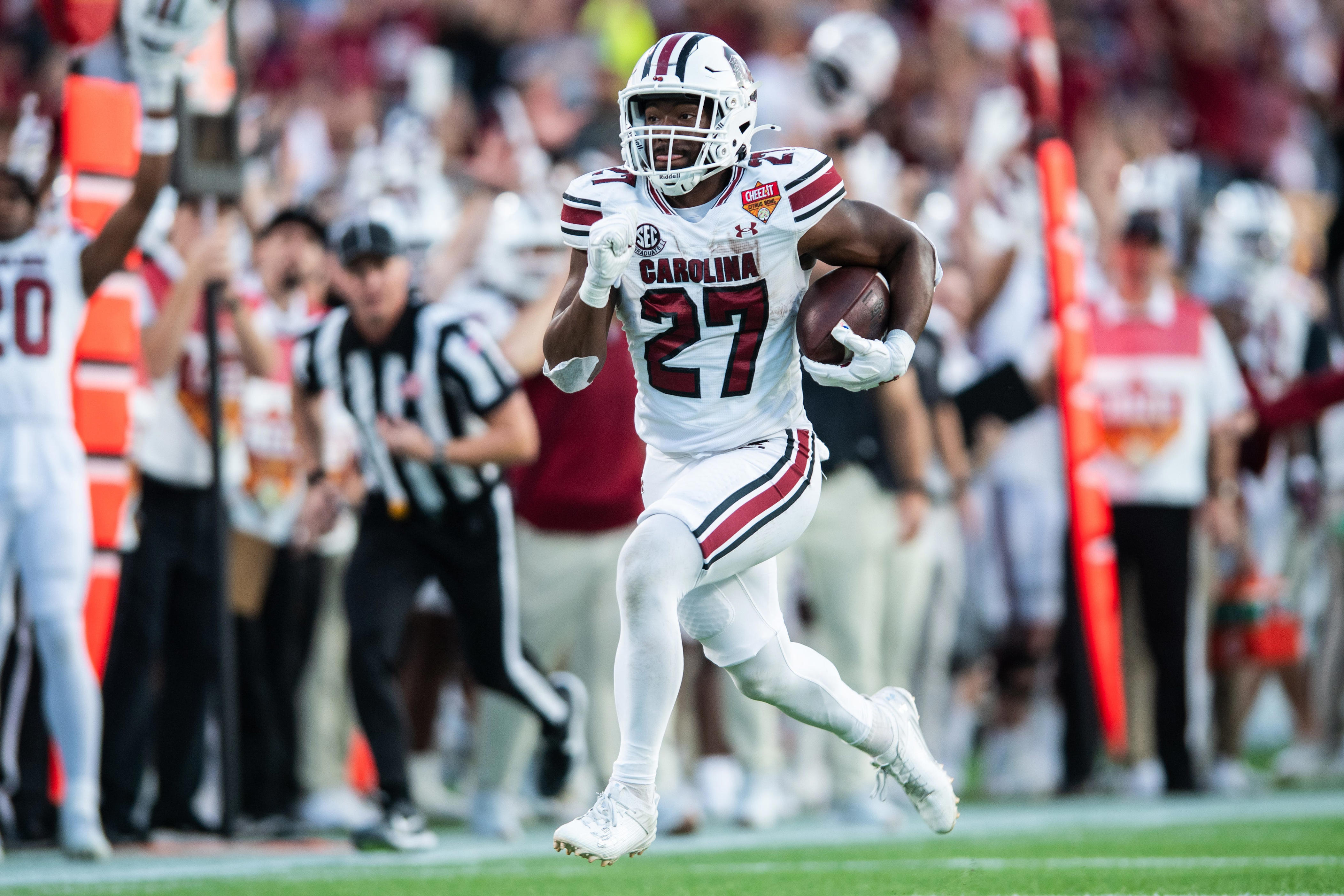 South Carolina RB's assault complaint against Texas state trooper ...