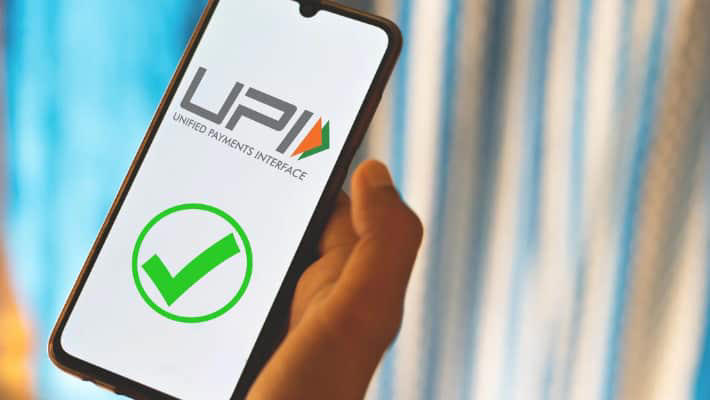 UPI Scam : What is Jump Depsoit SCAM? Know some safety tips to follow