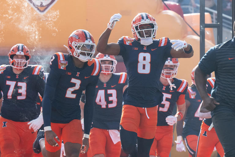 Illinois football's spot in preseason AP Top 25 poll is exactly where ...