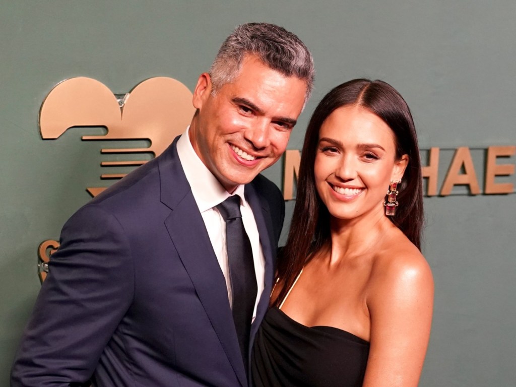 Jessica Alba Sparked Divorce Rumors with Cash Warren After Fans Spotted ...