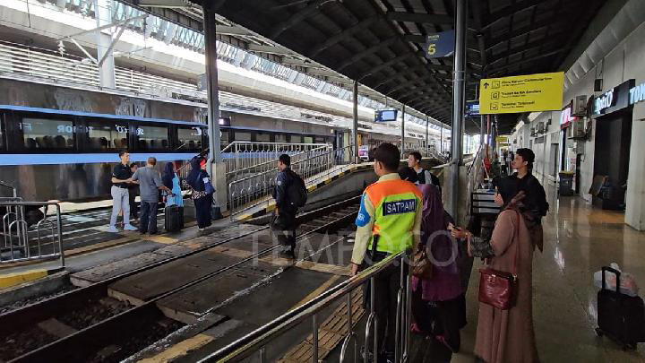 KAI Buka Pemesanan Tiket Kereta Api untuk Lebaran 2025 Mulai Hari Ini ... KAI Buka Pemesanan Tiket Kereta Api untuk Lebaran 2025 Mulai Hari Ini ...