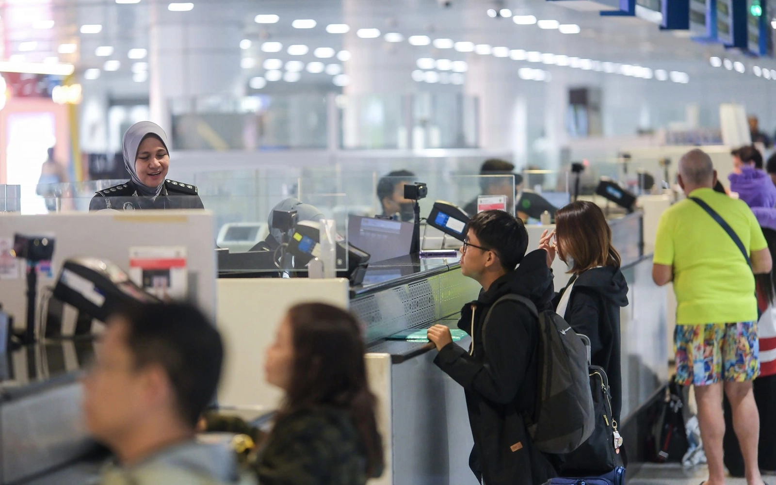 Govt to trial QR code immigration clearance at KLIA