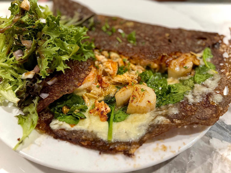 Best New Smyrna Beach restaurants for seafood, drinks or tapas