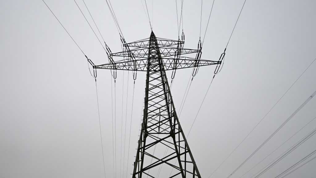 High winds leave thousands without power across south-central PA