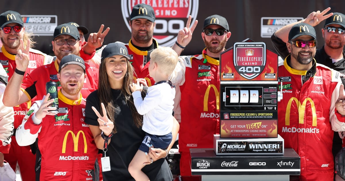 Tyler Reddick, wife Alexa announce second pregnancy and due date