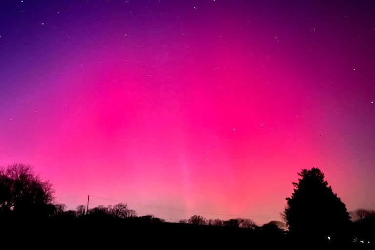 Northern Lights tracker shows where and when to see the Aurora over ...