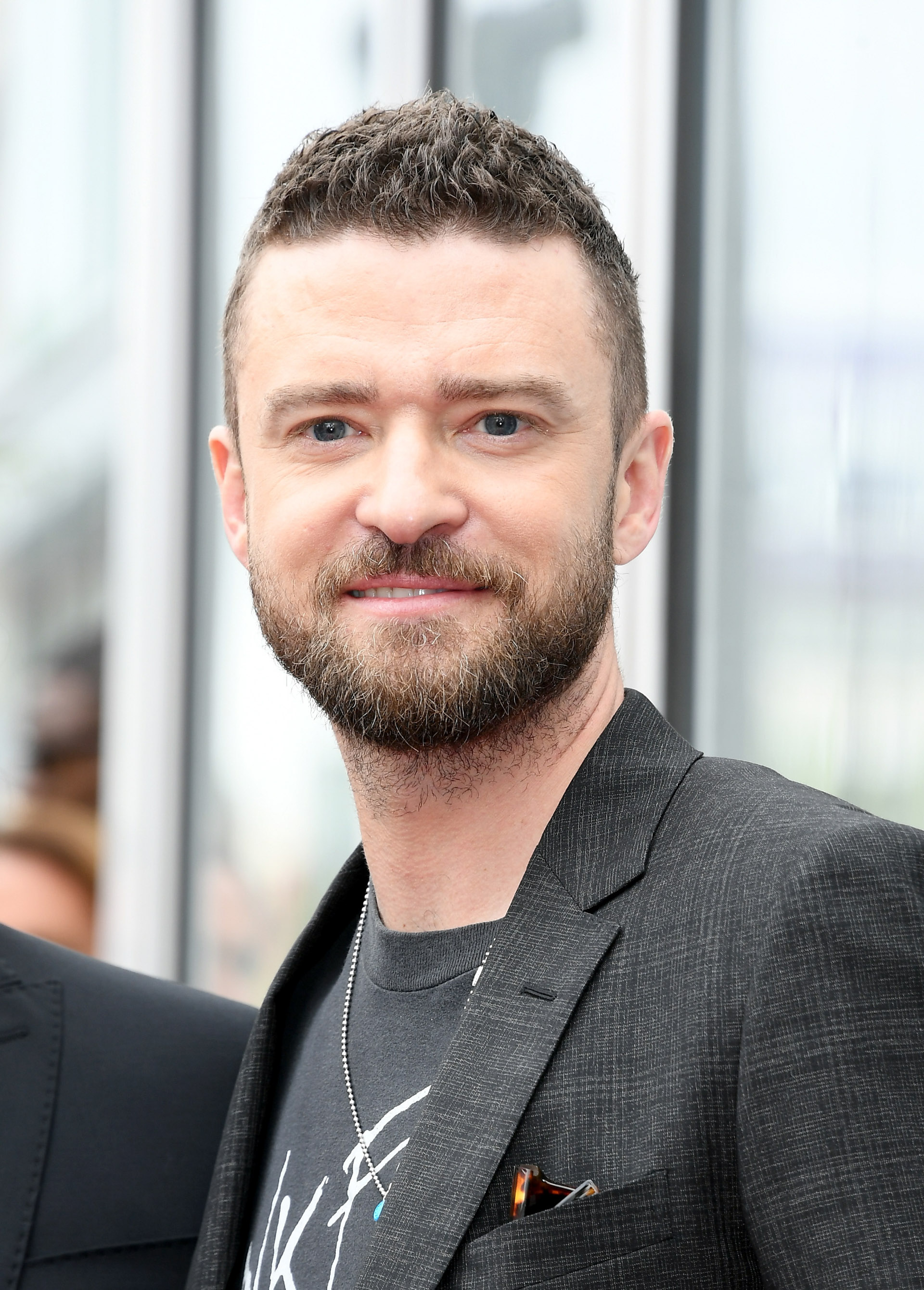 Justin Timberlake: “mijn moeder dreigde ermee te stoppen”
