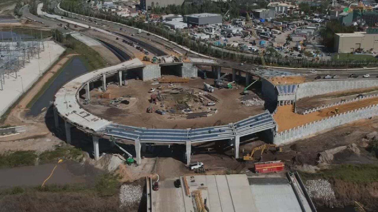 Massive raised circle interchange at Epic Universe aims to help improve ...