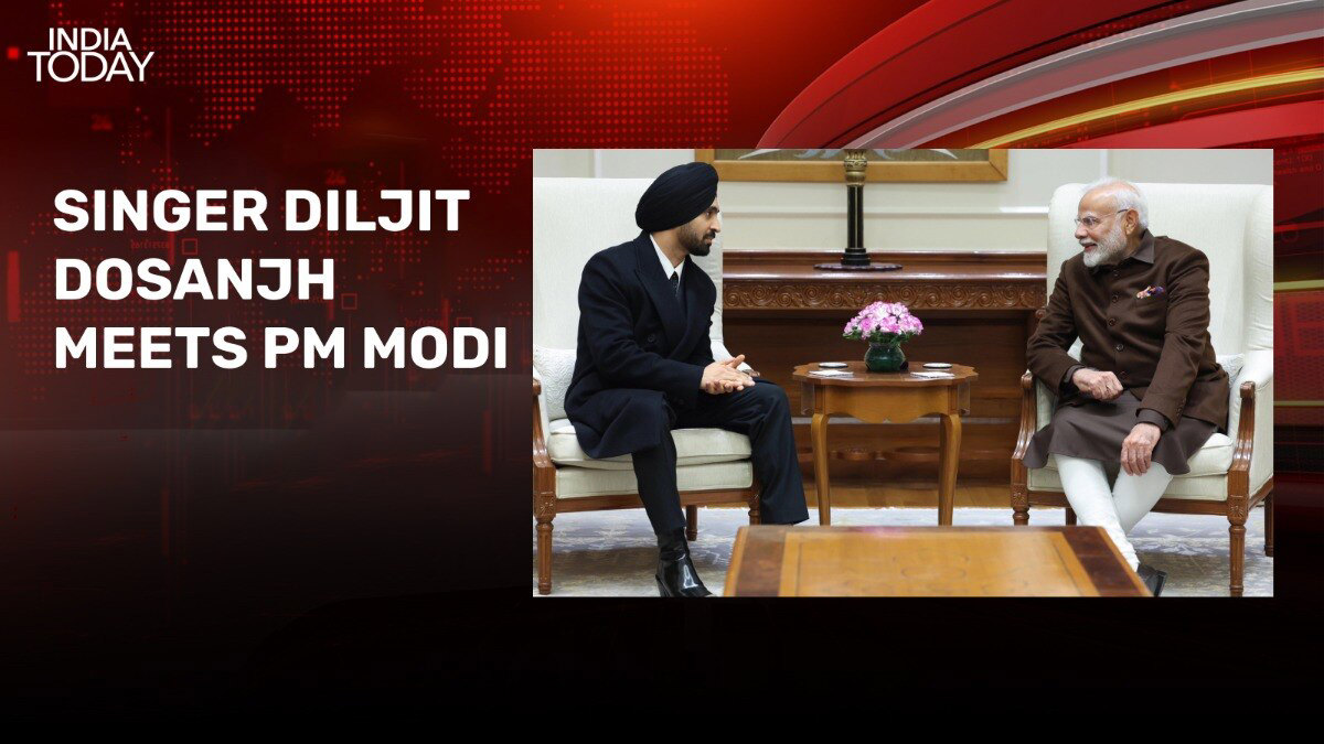 Video: PM Modi adds beats as Diljit Dosanjh sings devotional song Video: PM Modi adds beats as Diljit Dosanjh sings devotional song