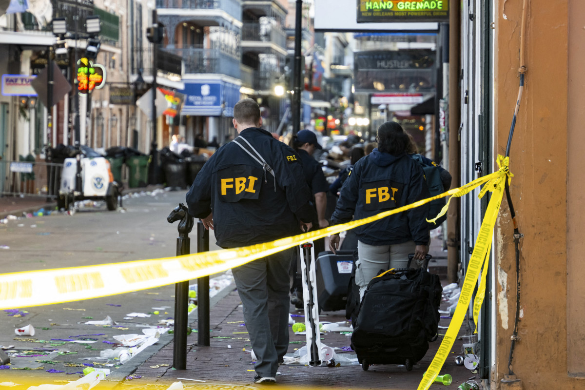 Video Shows Four Suspects Planting Explosive Devices In New Orleans