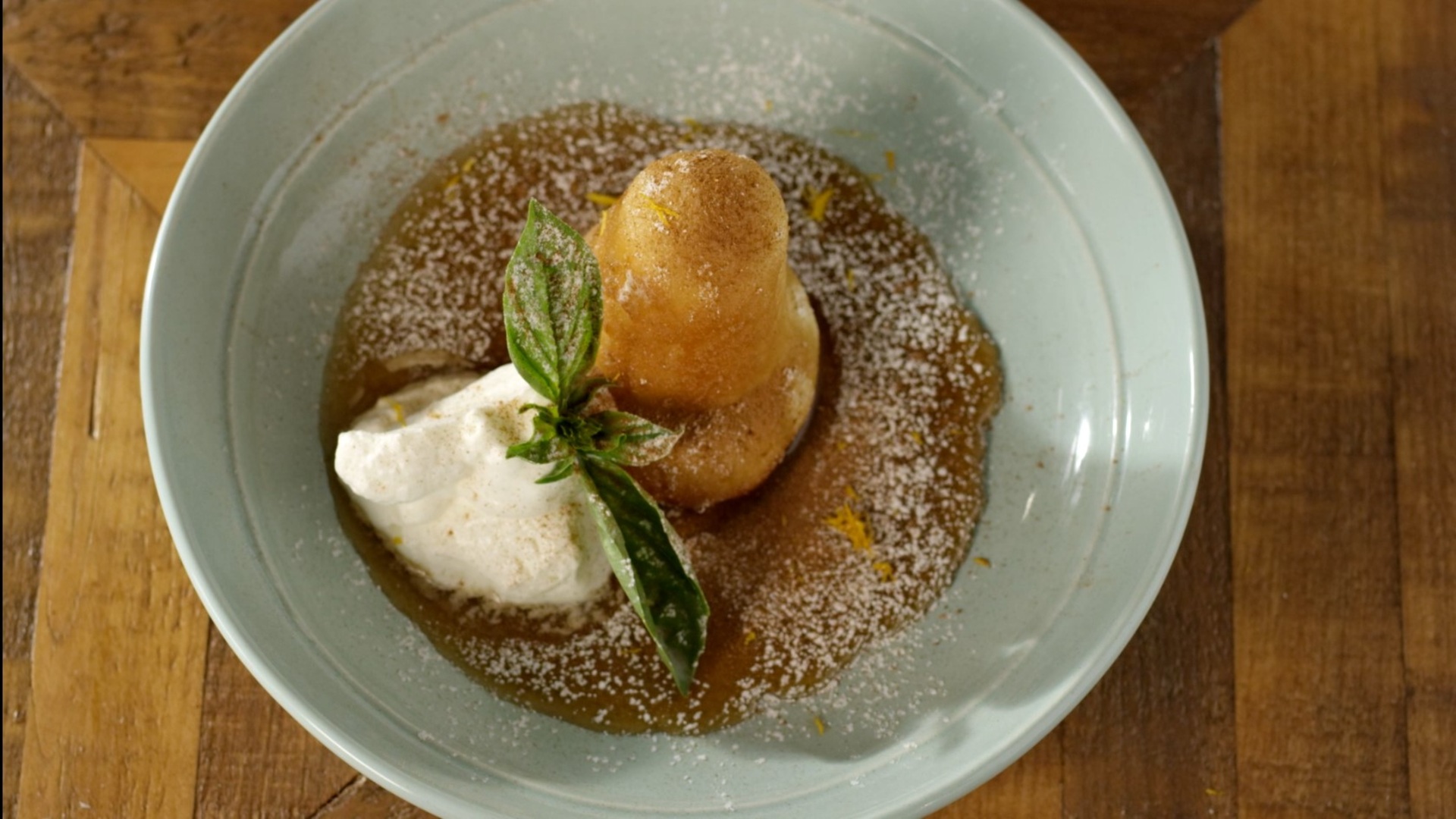 Babas au rhum, un dessert décadent