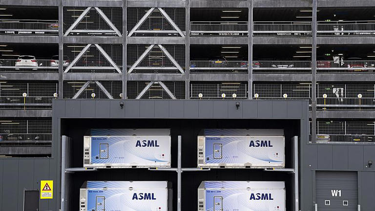 Will computer chip maker ASML see a change of fortunes in 2025?