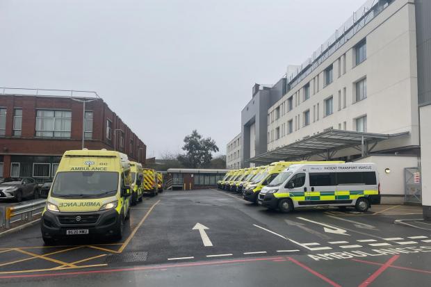 'Masks are back': 100 plus flu patients in Worcestershire hospitals