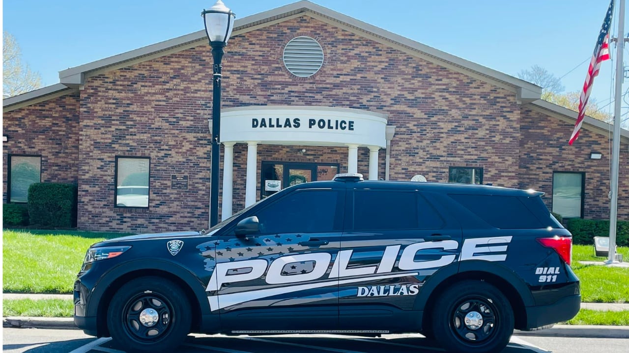 Motorcyclist dies in Dallas crash, police say
