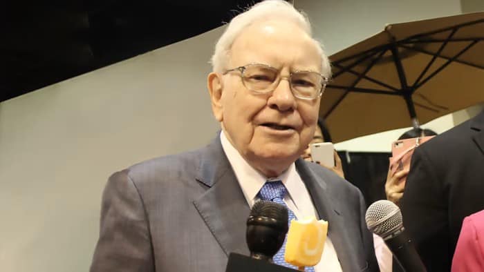 Could a small investor today match the historic returns of Warren Buffett?