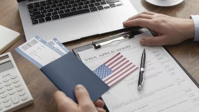 US tech workers seek to end foreign student work permits amid H-1B visa ...