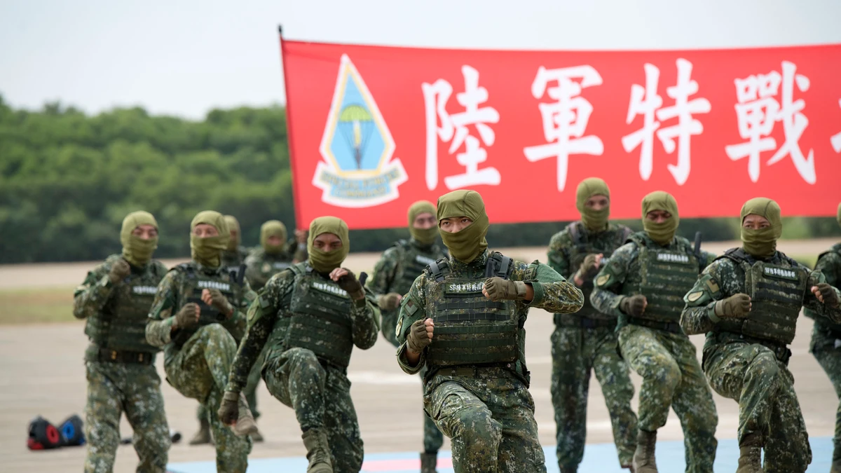 Taiwán despliega aviones, buques y sistemas de misiles ante la primera ...