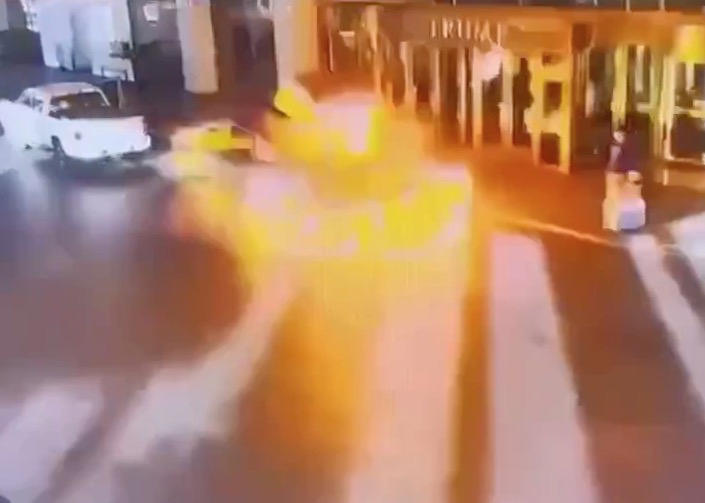 Driver of Tesla Cybertruck killed in explosion outside Trump Las Vegas ...