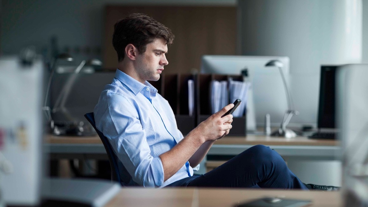 Good sitting vs bad sitting: What's the difference and how it impacts ...