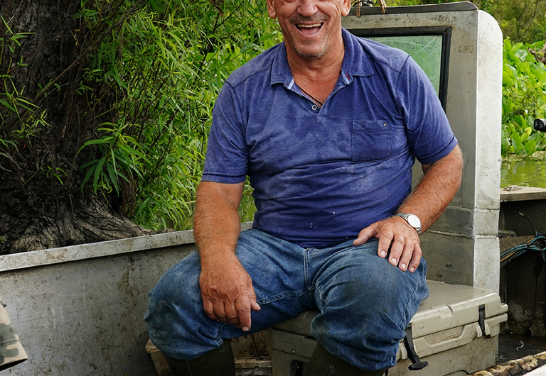 ‘Swamp People’: Troy Landry & Pickle Get Huge Surprise, Plus More ...