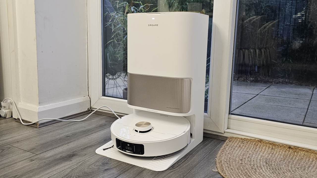 Dreame L40 Ultra Robot Vacuum review: top notch suction with a high ...