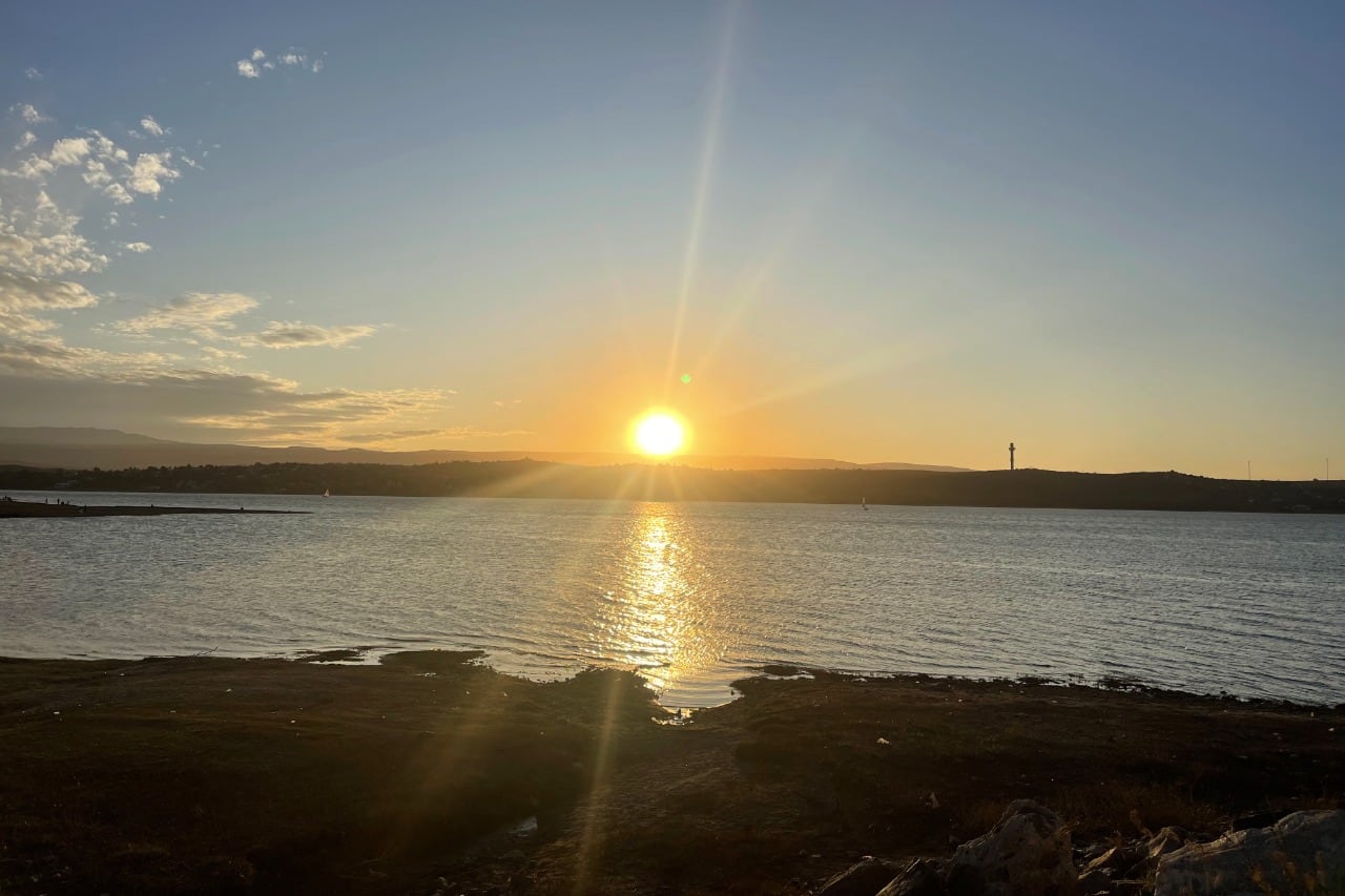 Lunes con clima agradable en Villa Carlos Paz: sol y temperaturas templadas