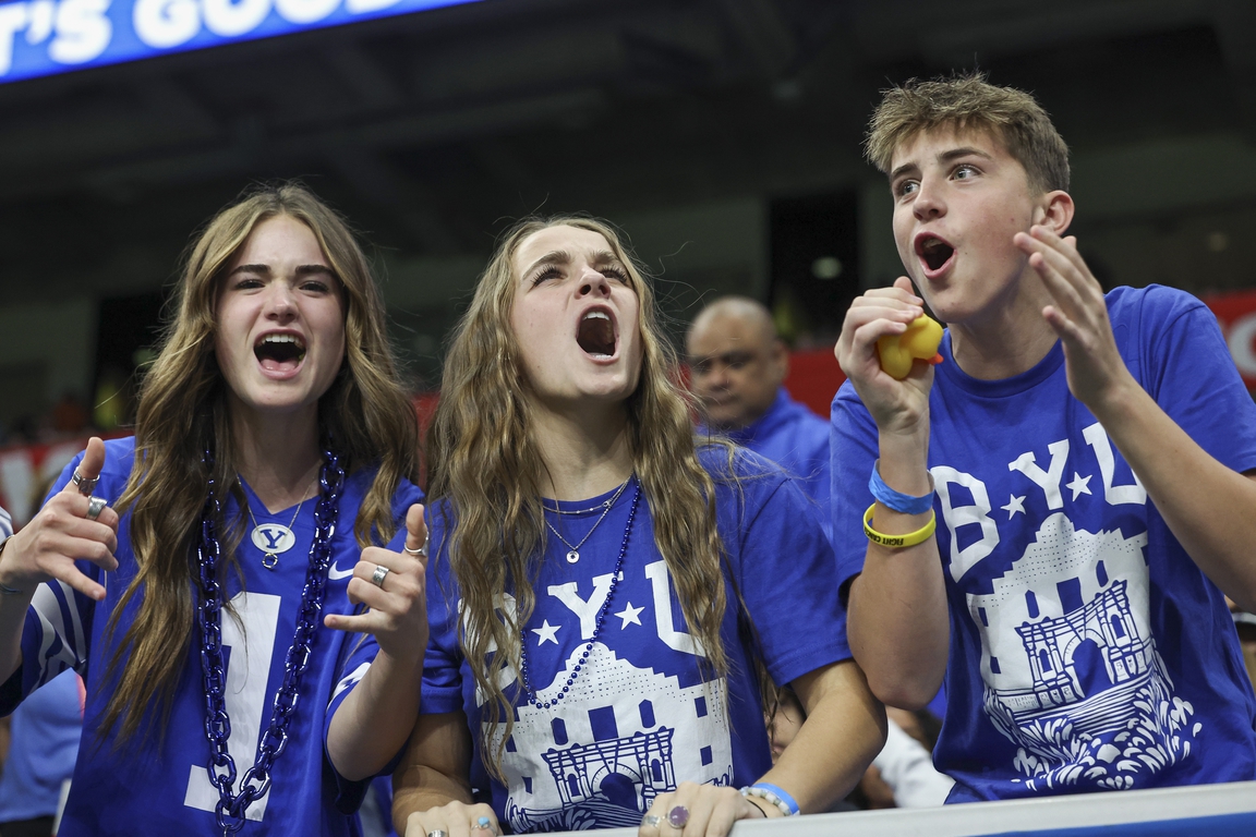 Our top college football fans of the 2024-25 season, in photos