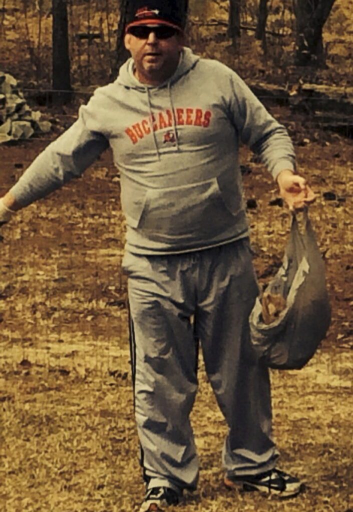 Man given 6 months to live loses 76 pounds to combat liver disease