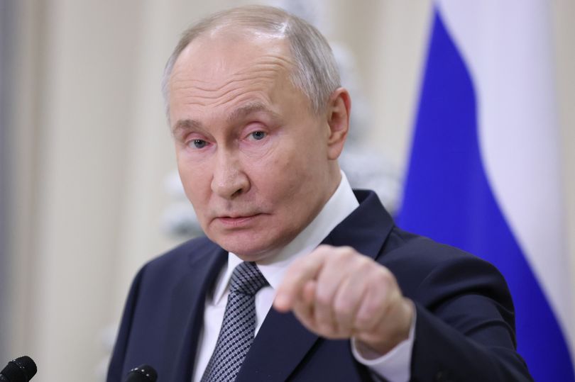 Desperate Putin 'recalls' fraudster 'General Spartacus' who slammed ...