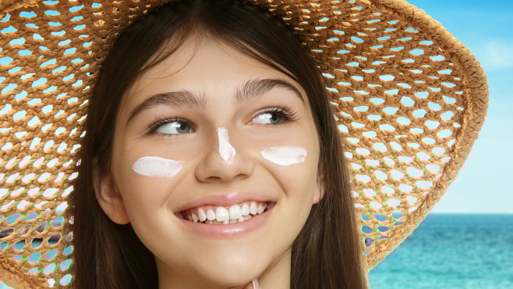 10 Rekomendasi Hybrid Sunscreen Terbaik Buat Kulit Makin Sehat