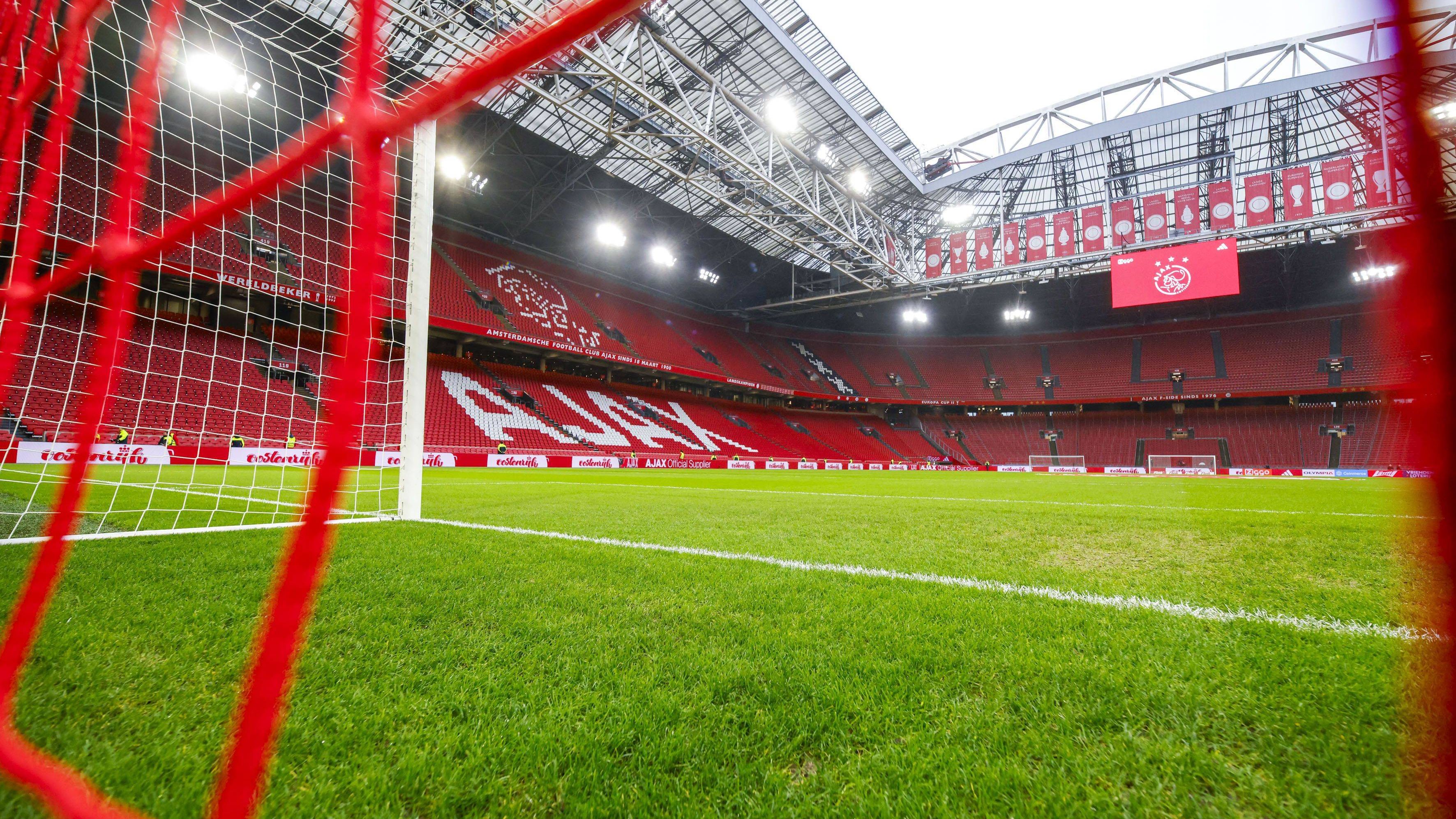 'Ajax slaat volgende slag en neemt spits over van AZ'