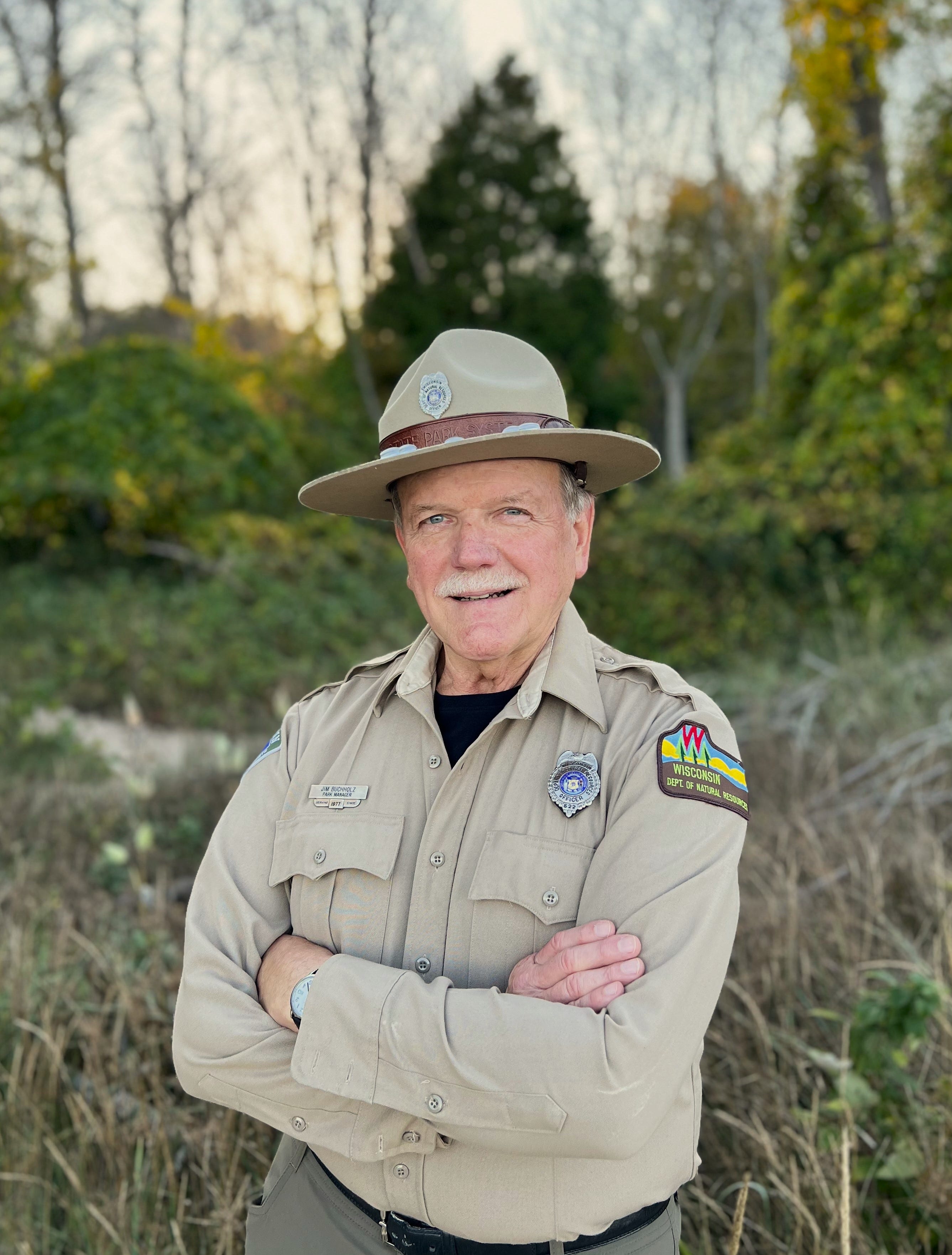 Retired DNR park ranger offers up a comprehensive guide to state parks