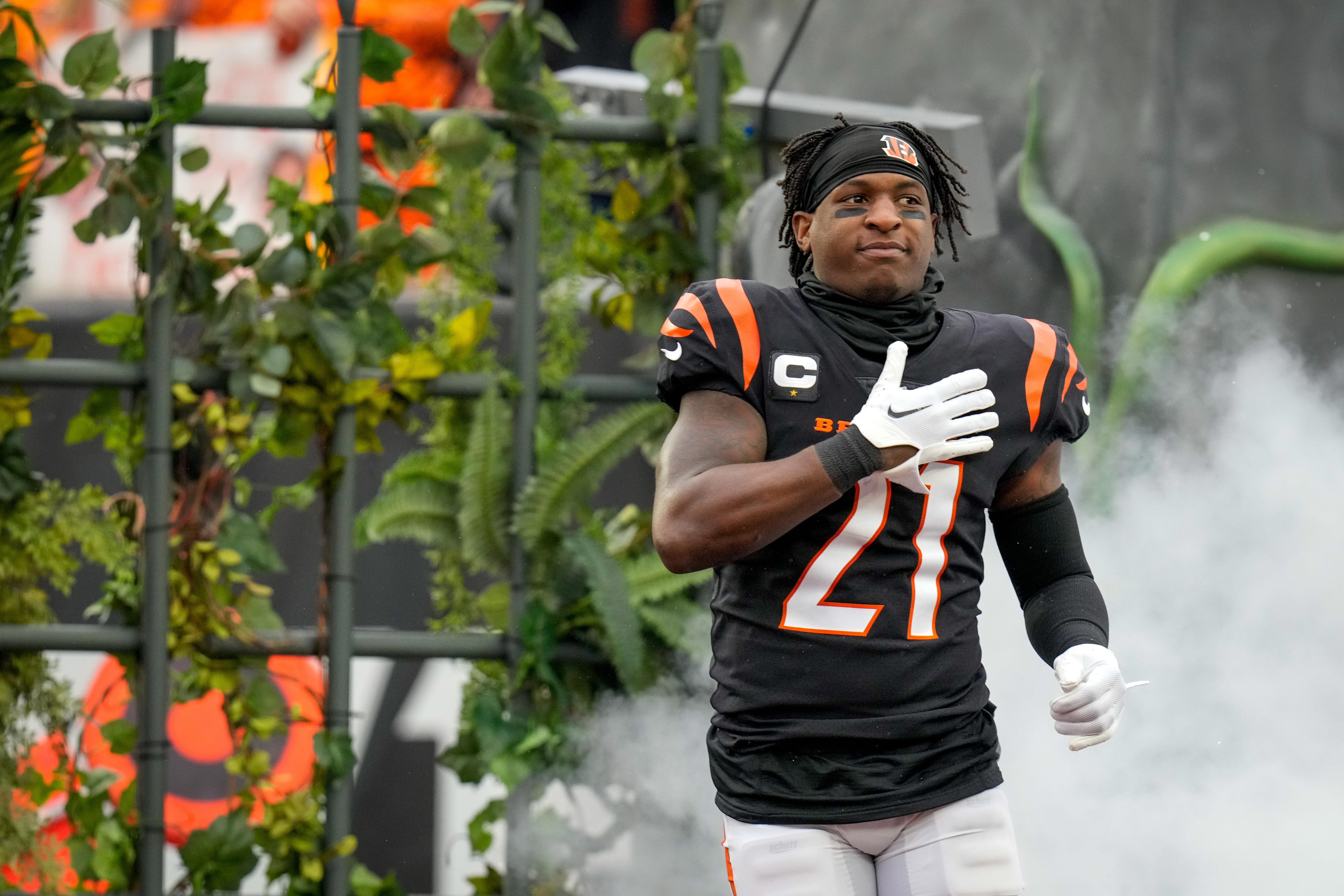 Bengals' Mike Hilton expects 'bloodbath' vs. Steelers in Week 18