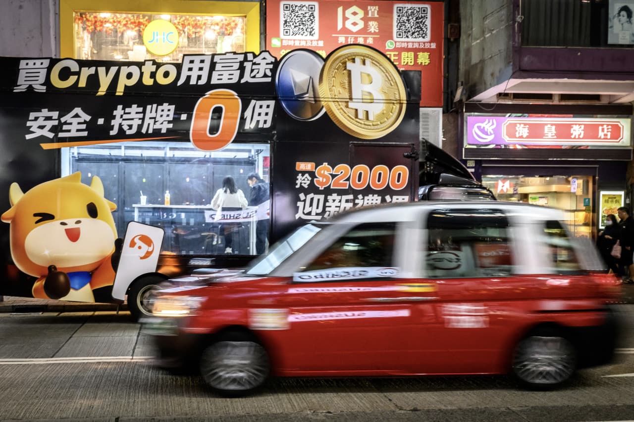 XRP and Bitcoin Fall. Why Cryptos Are Struggling to Recover.