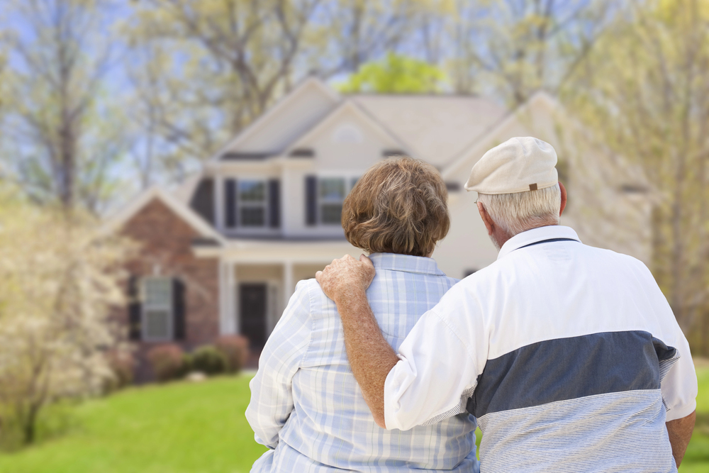 18 Home Layouts That Help Seniors Thrive