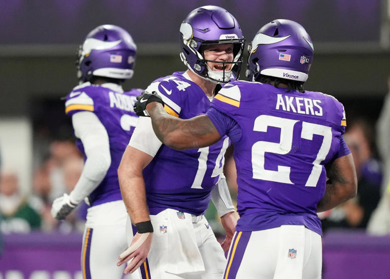 Tom Brady's Power Rankings: Who made the GOAT's Top 5 teams entering Week 18?