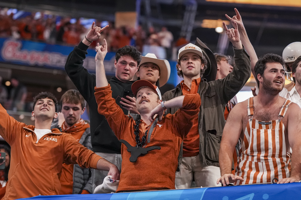 Our top college football fans of the 2024-25 season, in photos