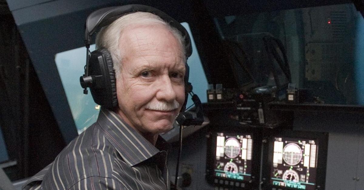 Former U.S. Airways Pilot Captain Sully Lost His Pension and Had His ...