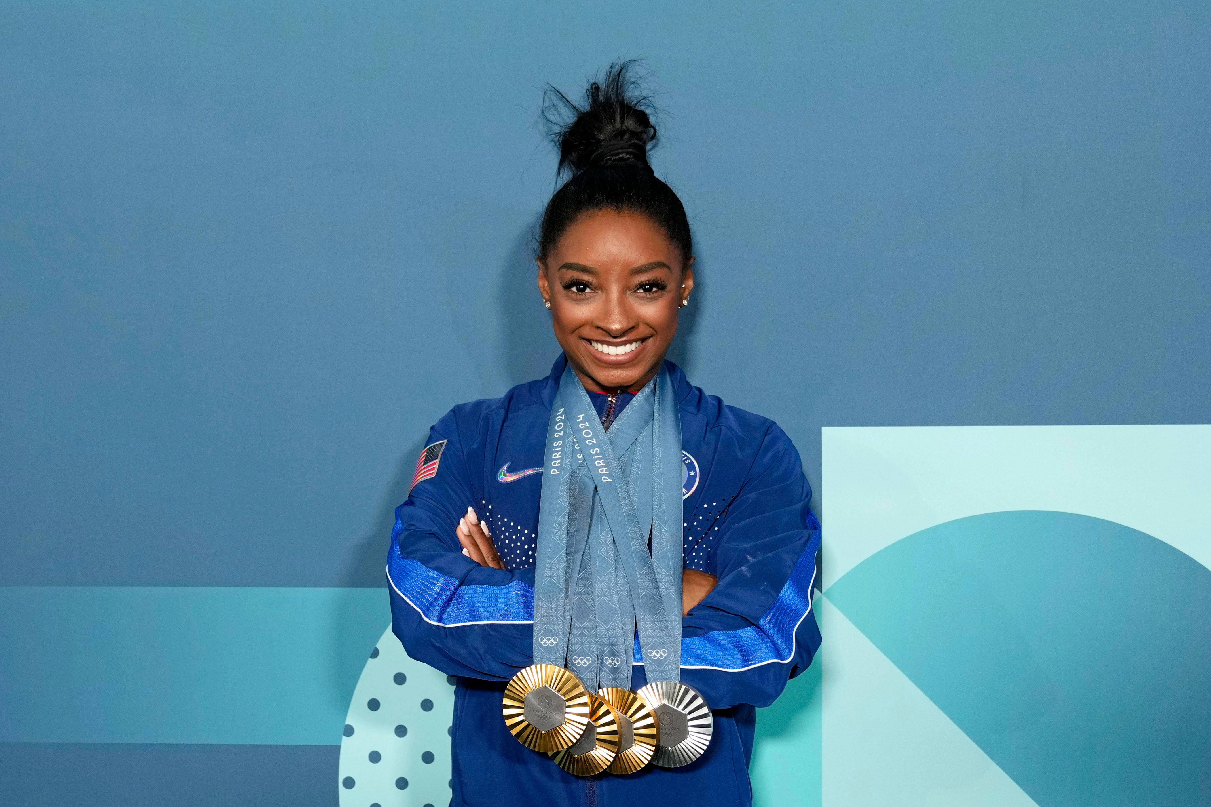 Simone Biles visited Cincinnati, dined at Jeff Ruby's Steakhouse. Here ...