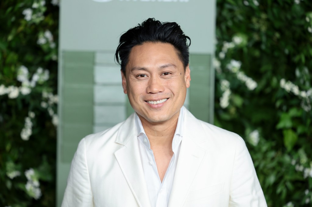 How ‘Wicked' Director Jon M. Chu Used Apple Vision Pro During Film's ...