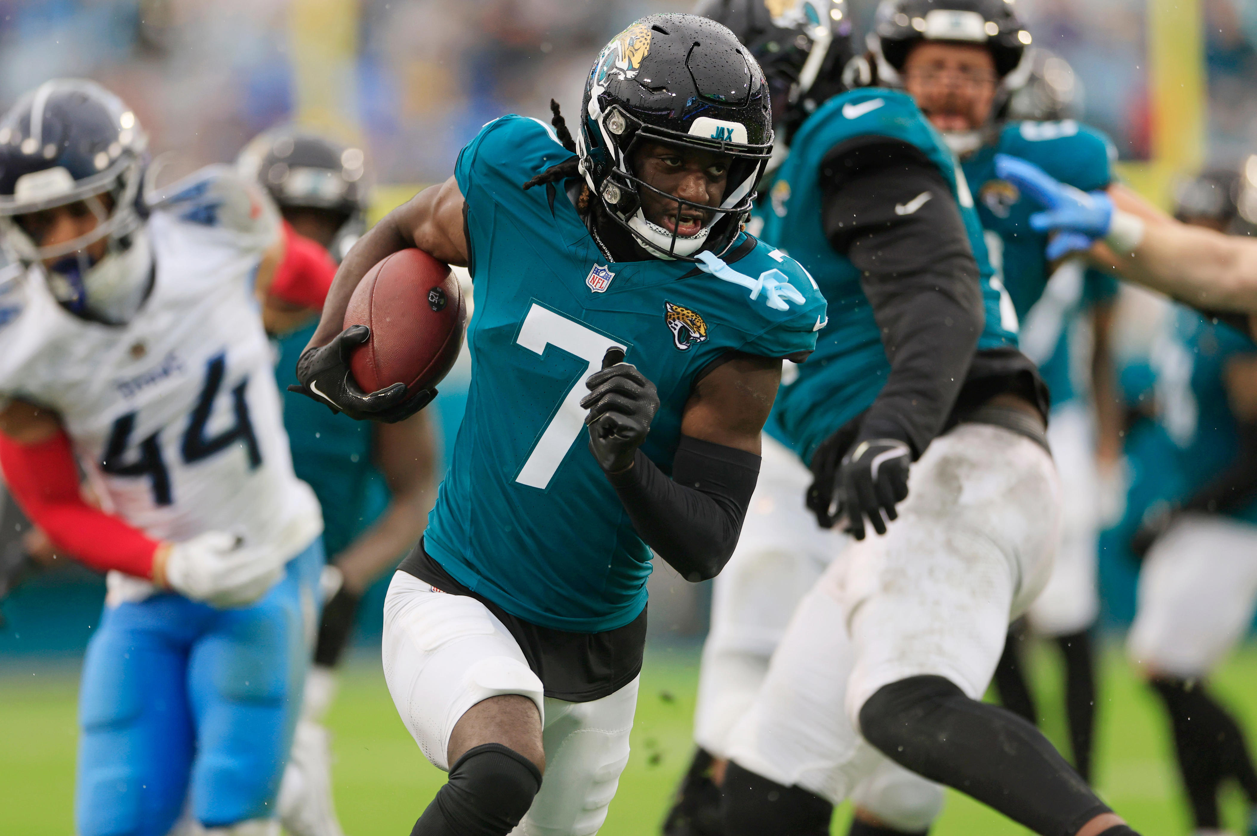 Jaguars vs. Cardinals inactives, Travon Walker, Brian Thomas Jr.