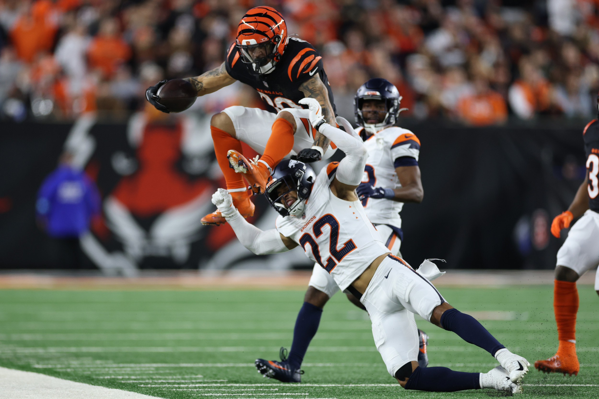 Bengals Offensive Star in Danger of Missing Playoff-Deciding Final Game