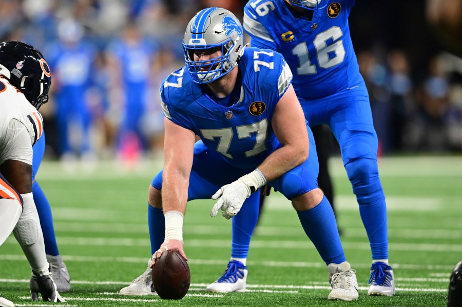 Former Razorback offensive lineman named to fourth Pro Bowl Games roster