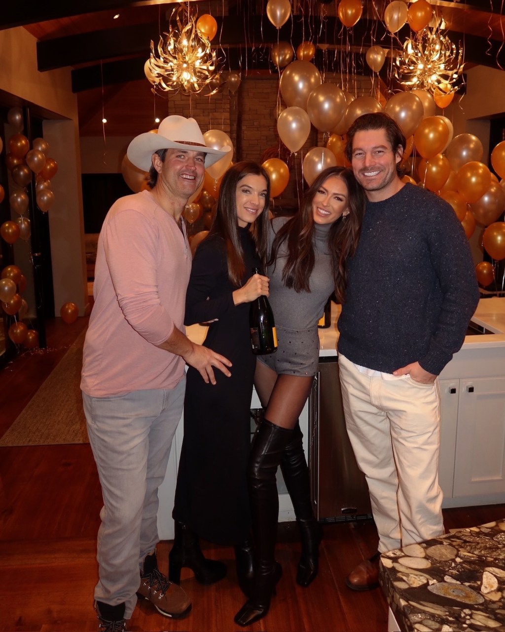 Craig Conover rang in the new year with Paulina Gretzky and Dustin ...