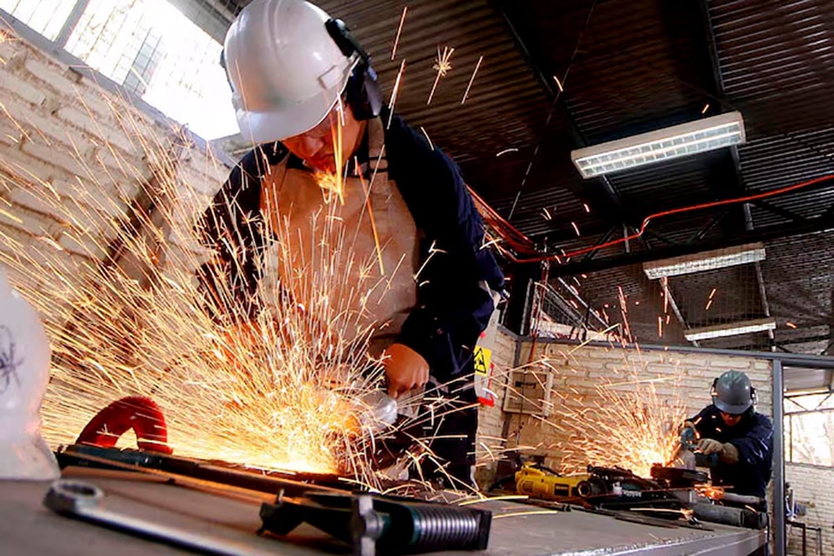 Imacec: Economía crece por encima de lo esperado en noviembre