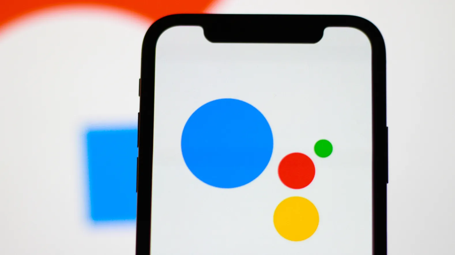 Pixel 10 Might Launch with Pixel Sense AI Assistant