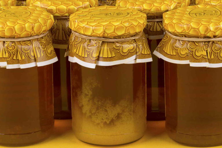 Can You Eat Crystalized Honey?