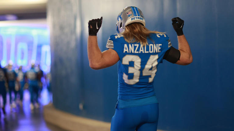 Lions Week 18 injury report: Alex Anzalone upgraded to full practice