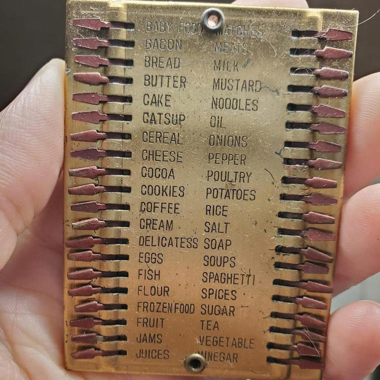 People Can’t Get Over This Vintage Metal Grocery List and We Want One ...