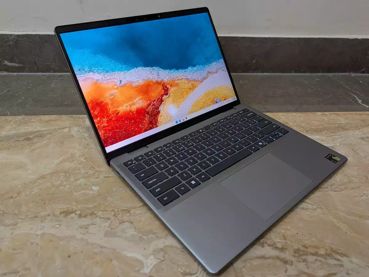 Dell Latitude 7455 review – powerful laptop with a compact form factor